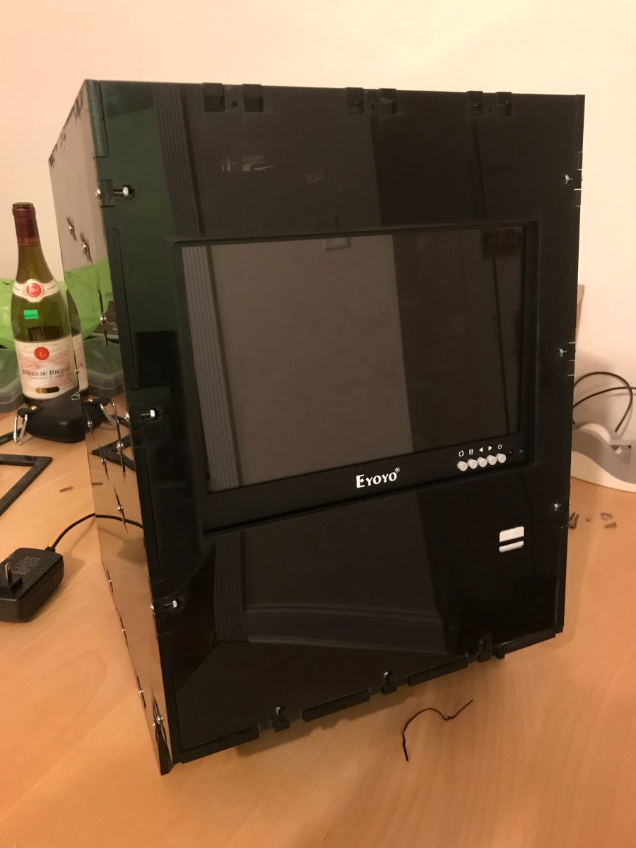 Building a Classic Mac Inspired PC Case | BuildingTents